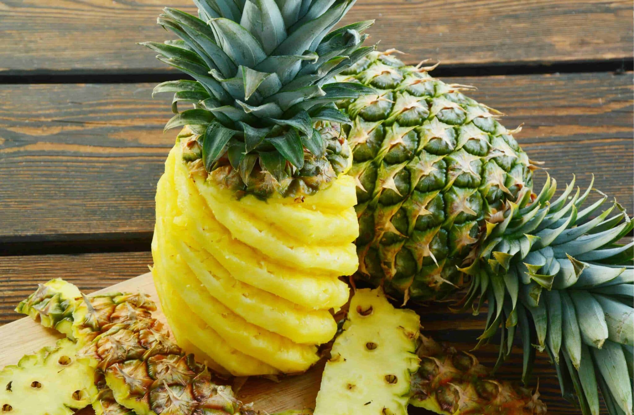 Come tagliare l'ananas - Fatto in casa da Benedetta