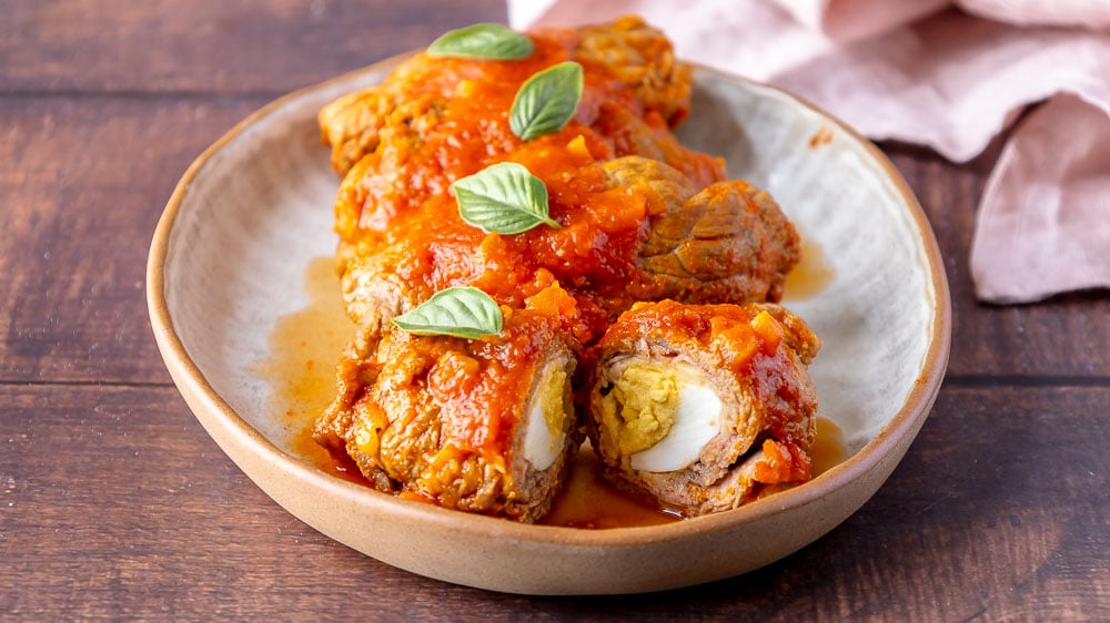 Involtini di carne al sugo - Ricetta Fatto in casa da Benedetta