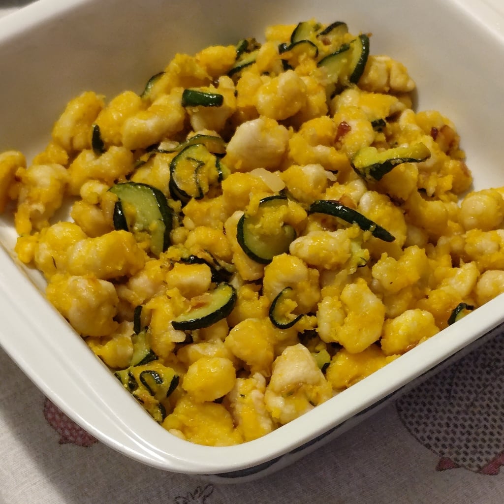 Straccetti di pollo zafferano e zucchine - Ricetta Fatto in casa da ...
