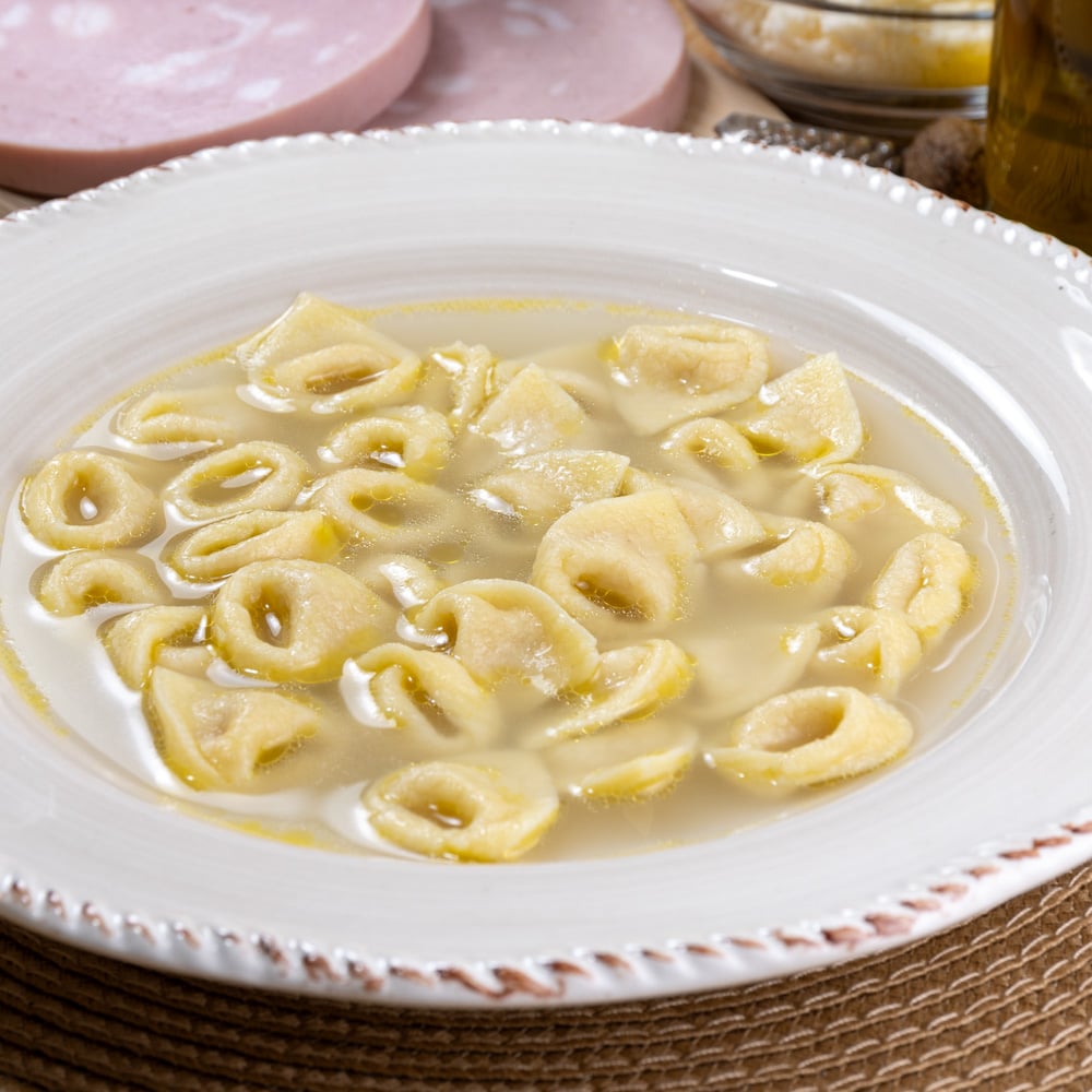 Tortellini in brodo - Ricetta Fatto in casa da Benedetta